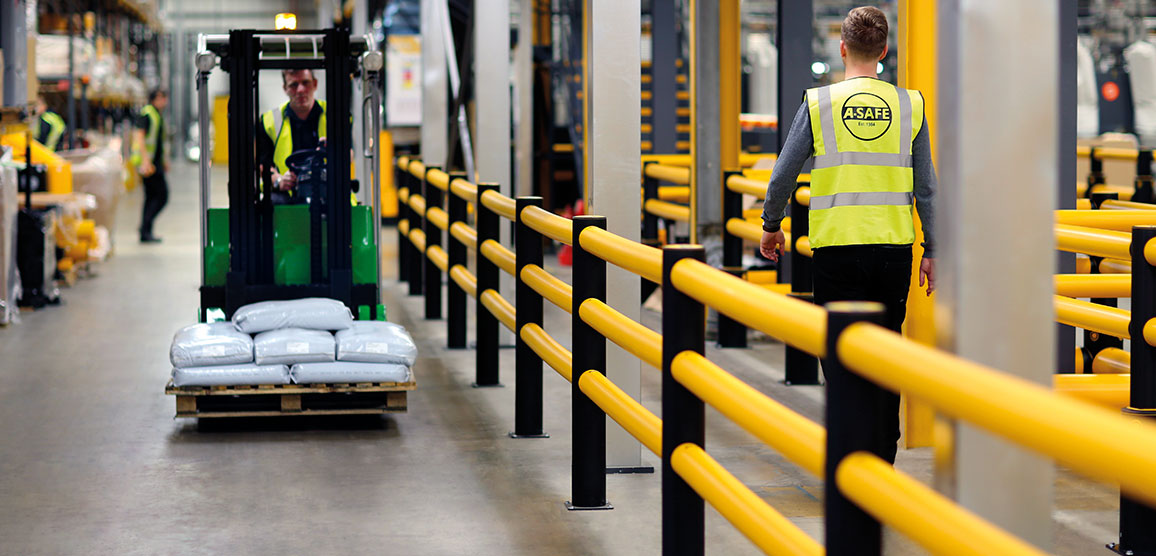 Safeguard Pedestrians - iFlex™ Pedestrian Barrier 3 Rail | A-SAFE