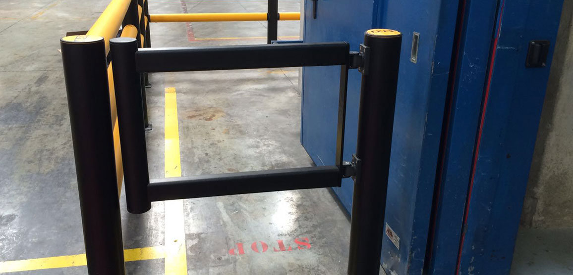 iFlex™ Pedestrian Safety Swing Gate | A-SAFE